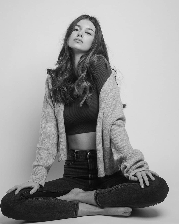 Emelie Ewald image
