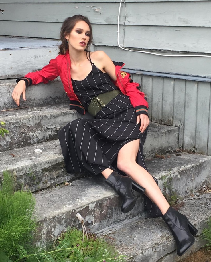 Picture of Amrine White