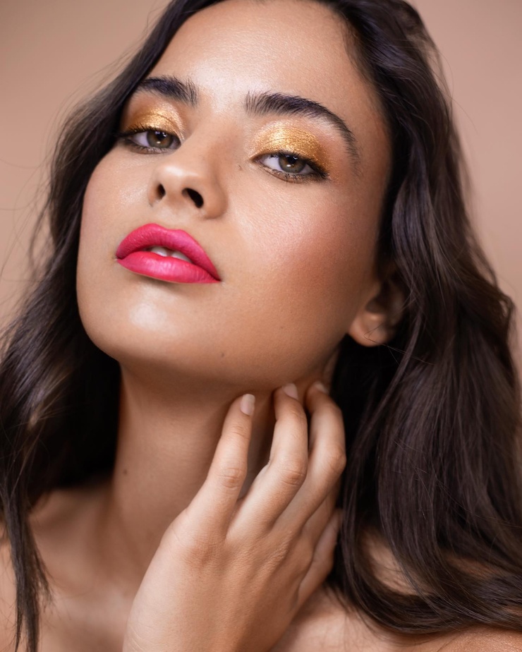 Picture of Beatriz Calderon