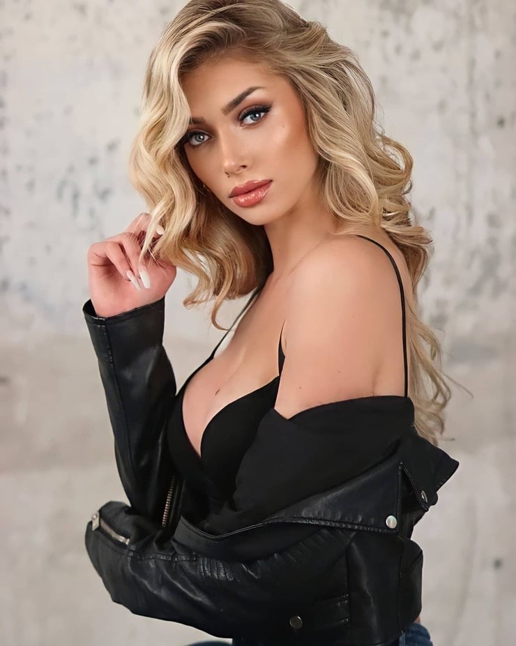 Picture of Maria Willhauk.