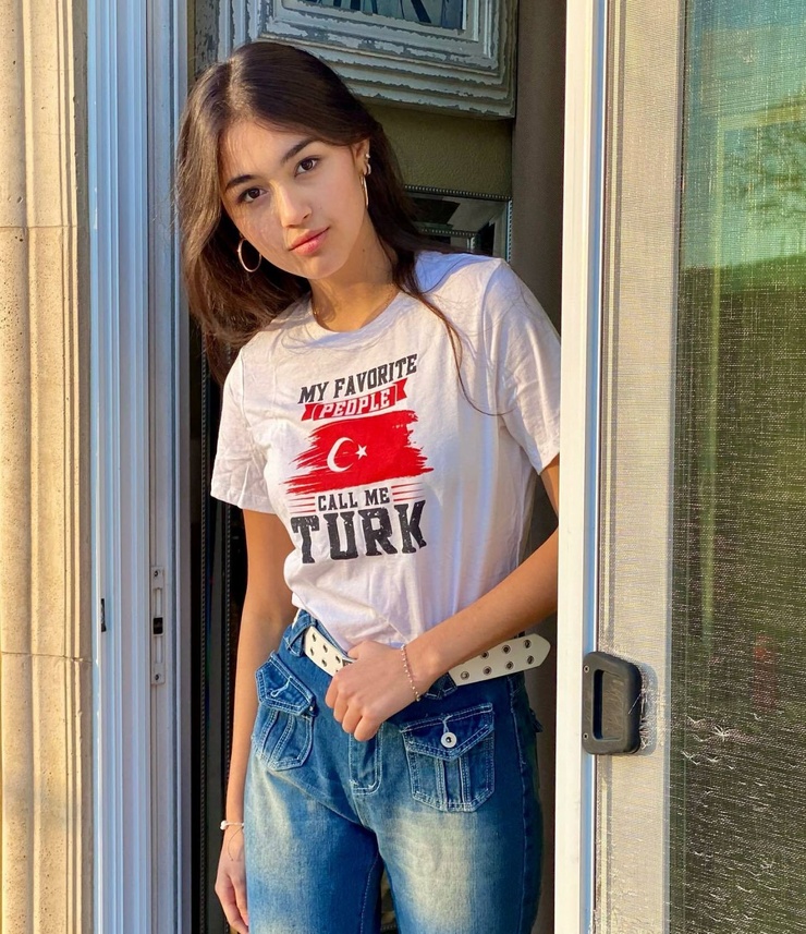 Picture of Kylin Kalani