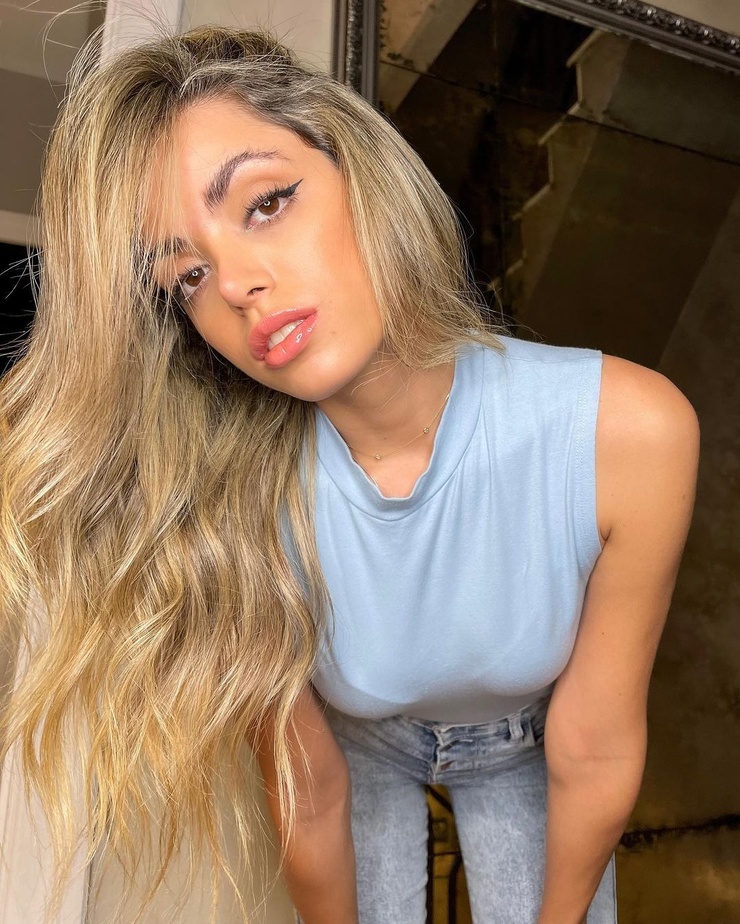 Picture of Cloe Greco