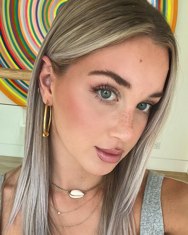 Picture of Lily Bowman