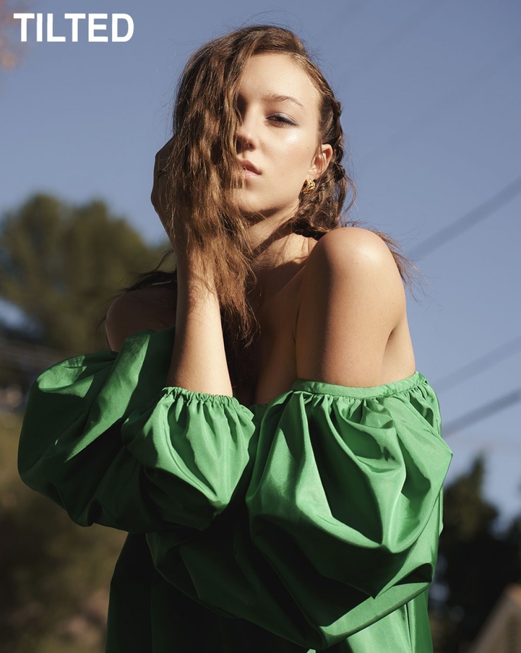 Ava Cota image