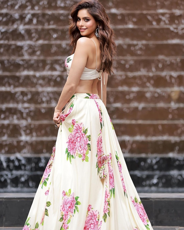 Picture of Aamna Shariff