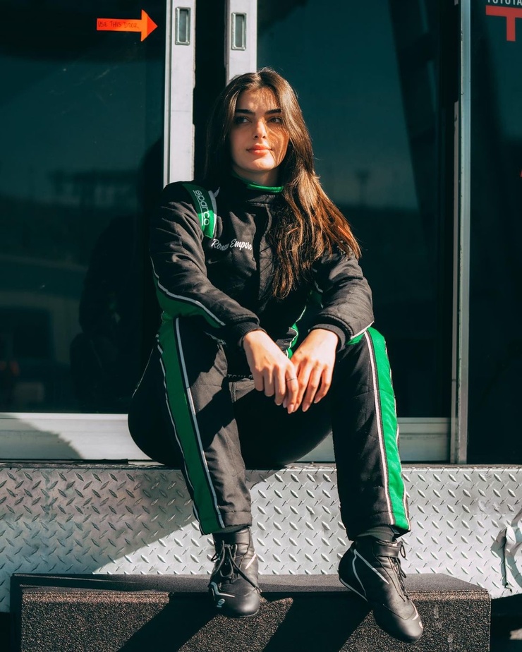 Picture of Toni Breidinger