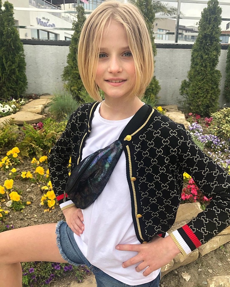 Listal - List the stuff you love! Movies, TV, music, games and books