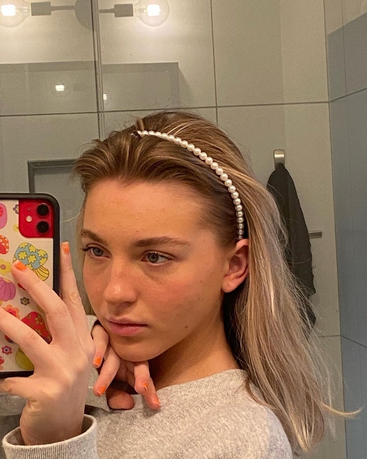 Picture of Brynn Rumfallo