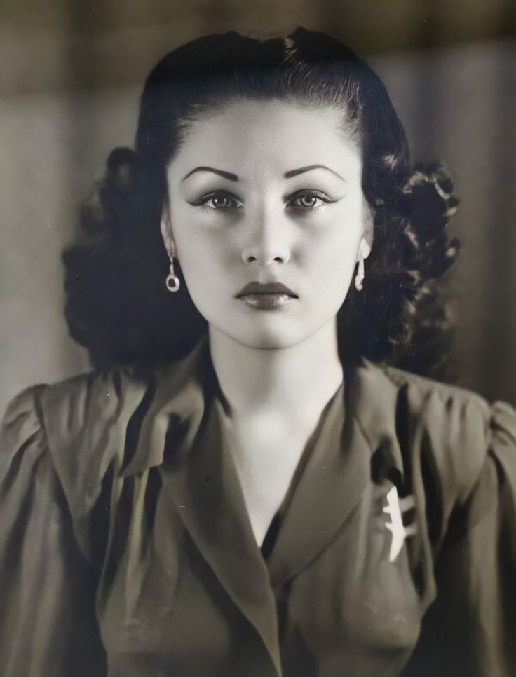 Picture of Fawzia Fuad of Egypt