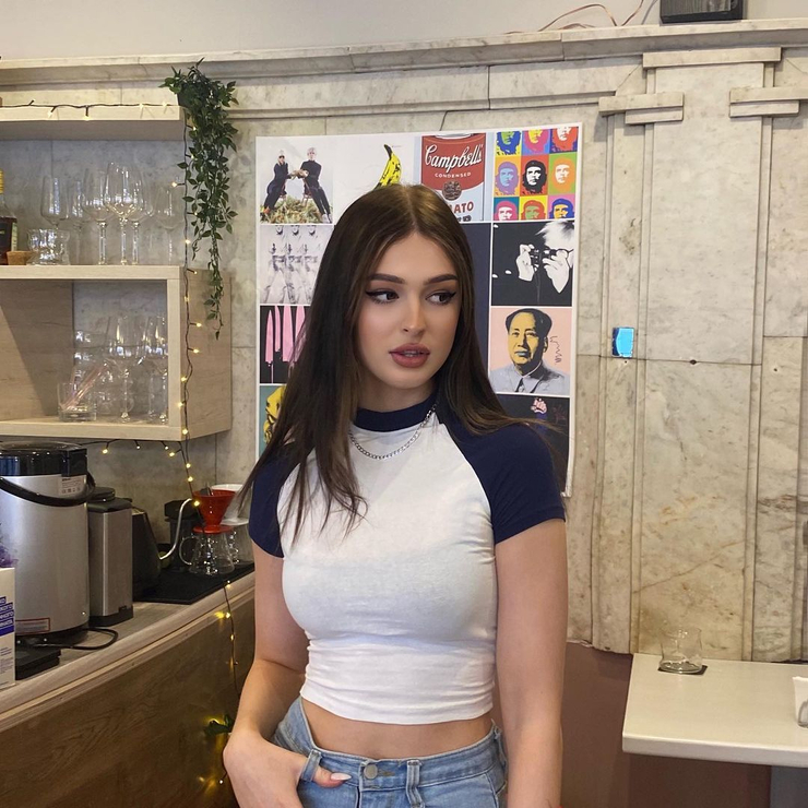 Picture of Sasha (model)