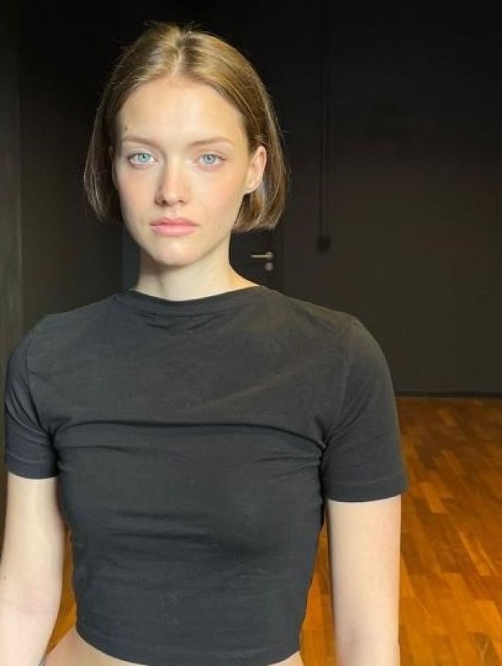 Tess Van Kommer