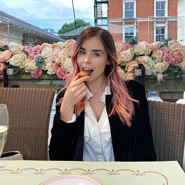 Danielle Sharp picture