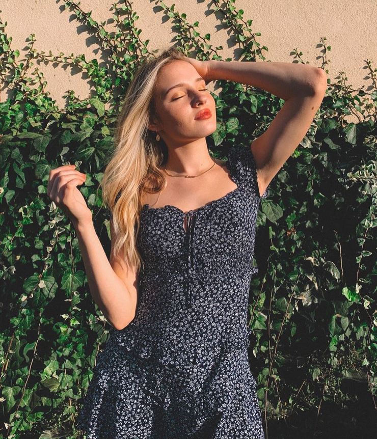 Picture of Cosette Rinab