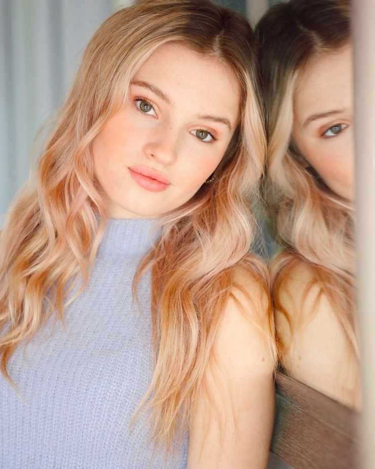 Picture of Cosette Rinab