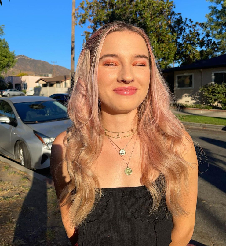 Picture of Cosette Rinab