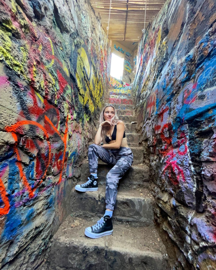 Picture of Cosette Rinab