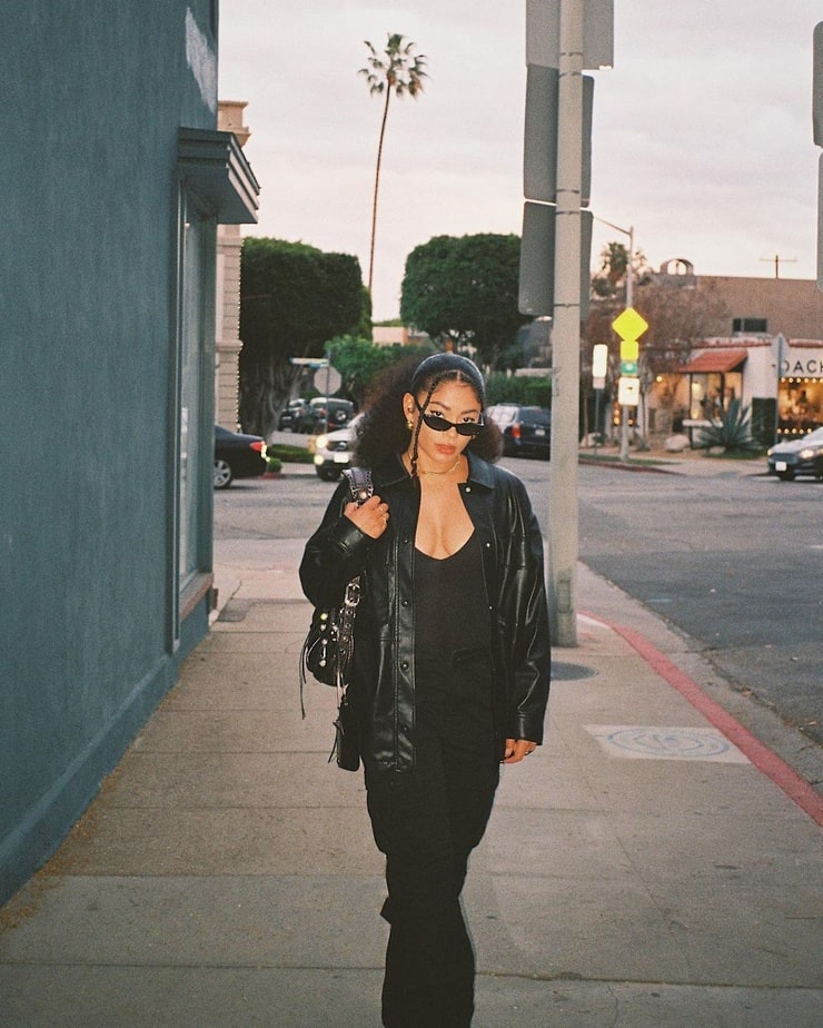 Picture of Jasmine Brown