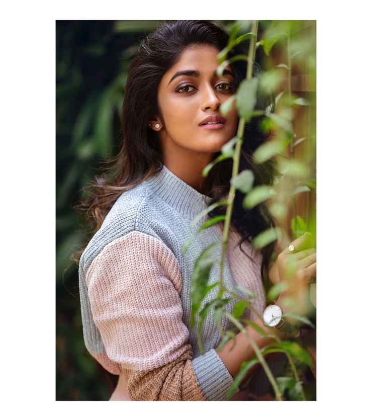 Picture of Dimple Hayathi