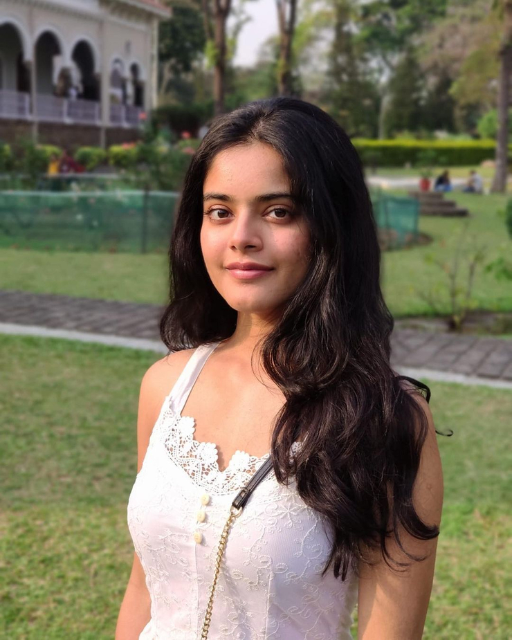 Picture of Riddhi Kumar