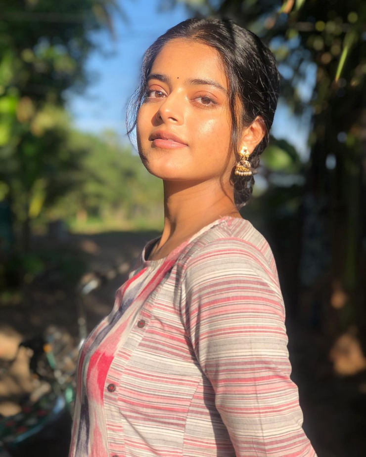 Picture of Riddhi Kumar