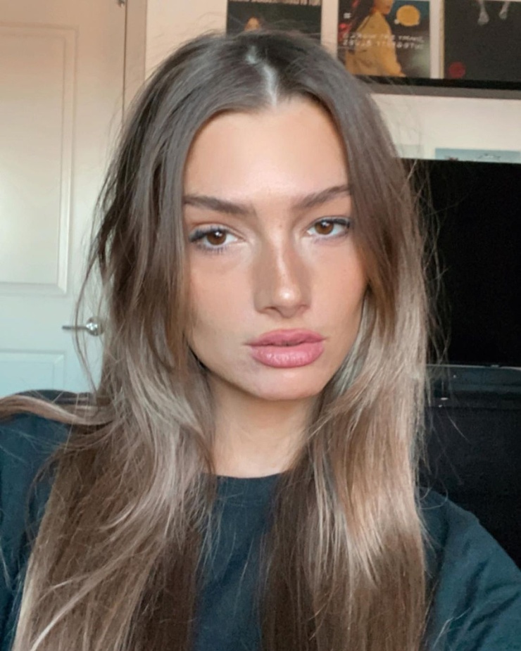 Picture of Megan Moes