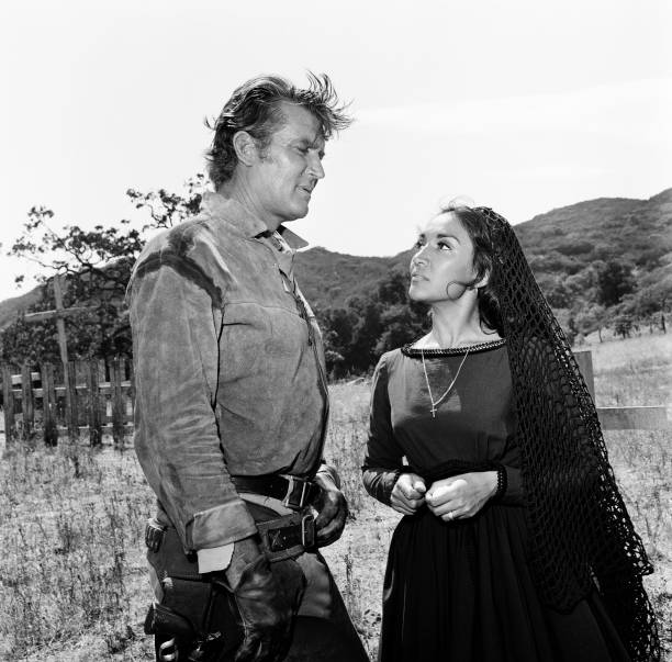 Don Collier, Miriam Colon