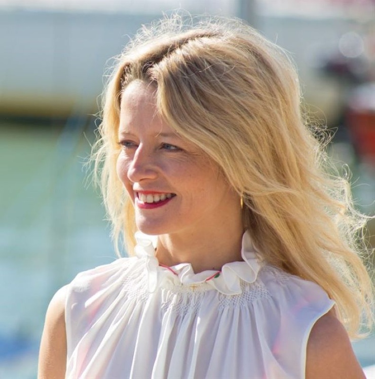 Laure Marsac picture