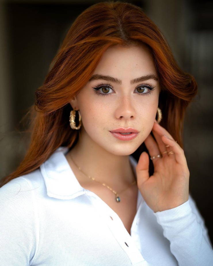 Picture of Maya Gralean