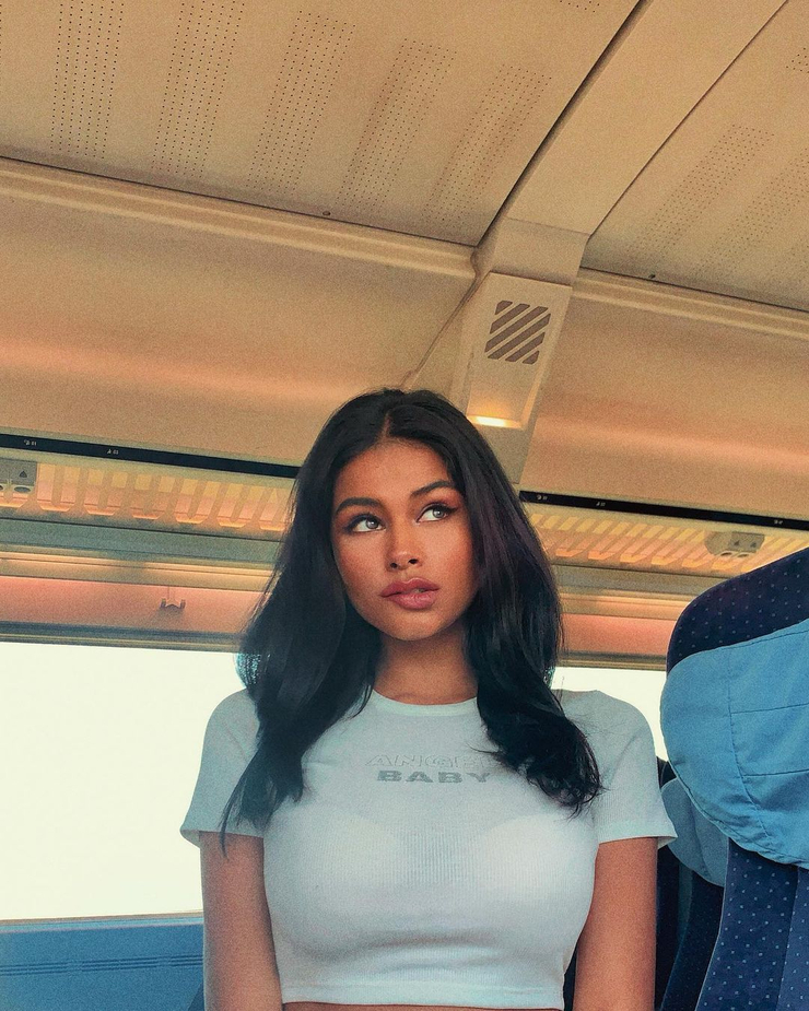 Komal Khosla image