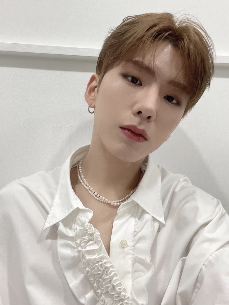 Kihyun (MONSTA X) image
