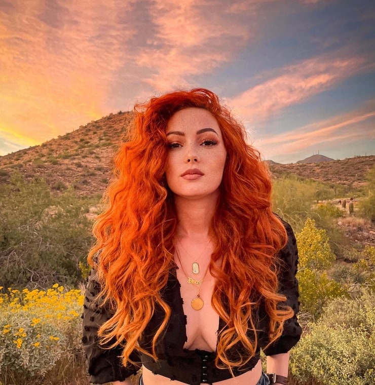 Nicole Simone picture