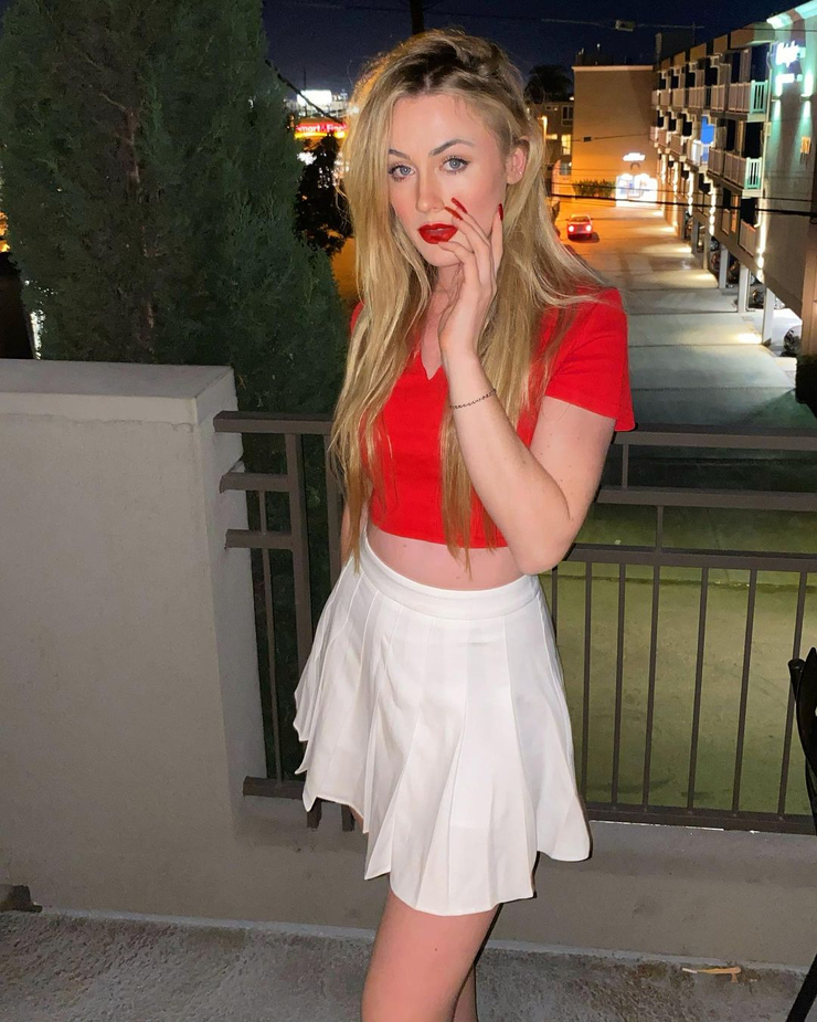 Picture of Emma Holzer