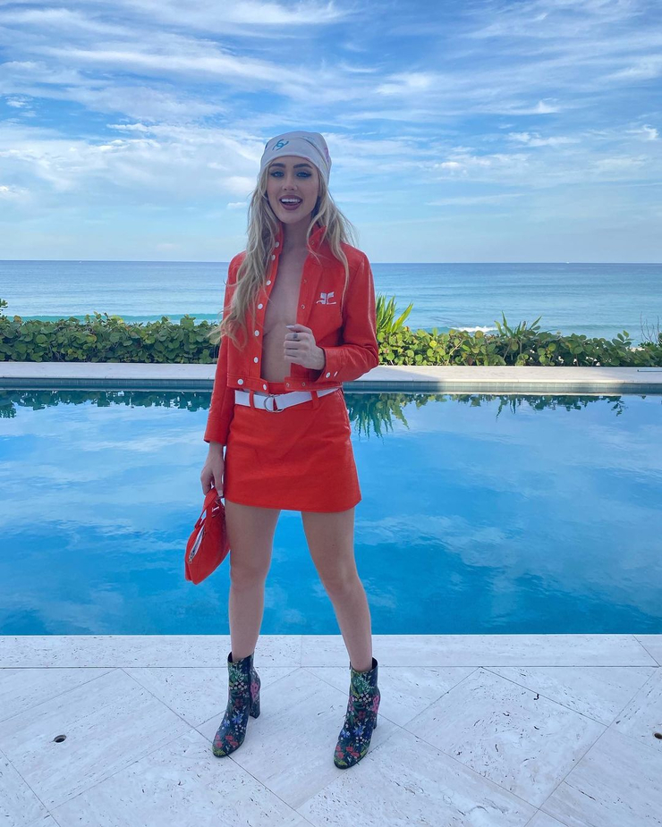 Picture of Emma Holzer