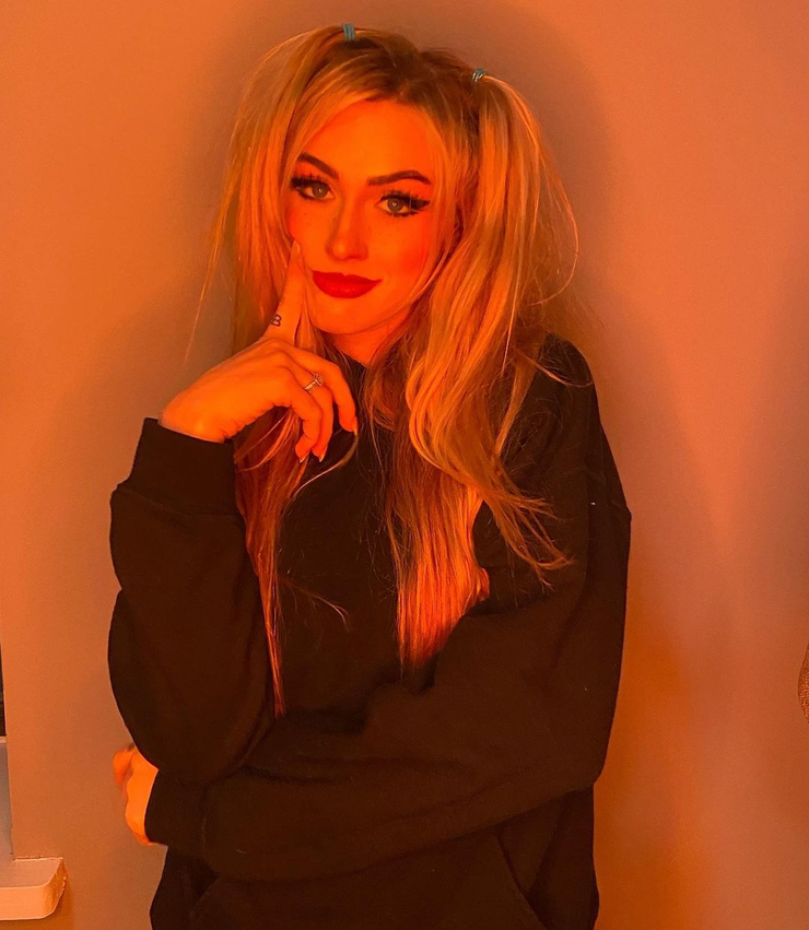 Image of Emma Holzer