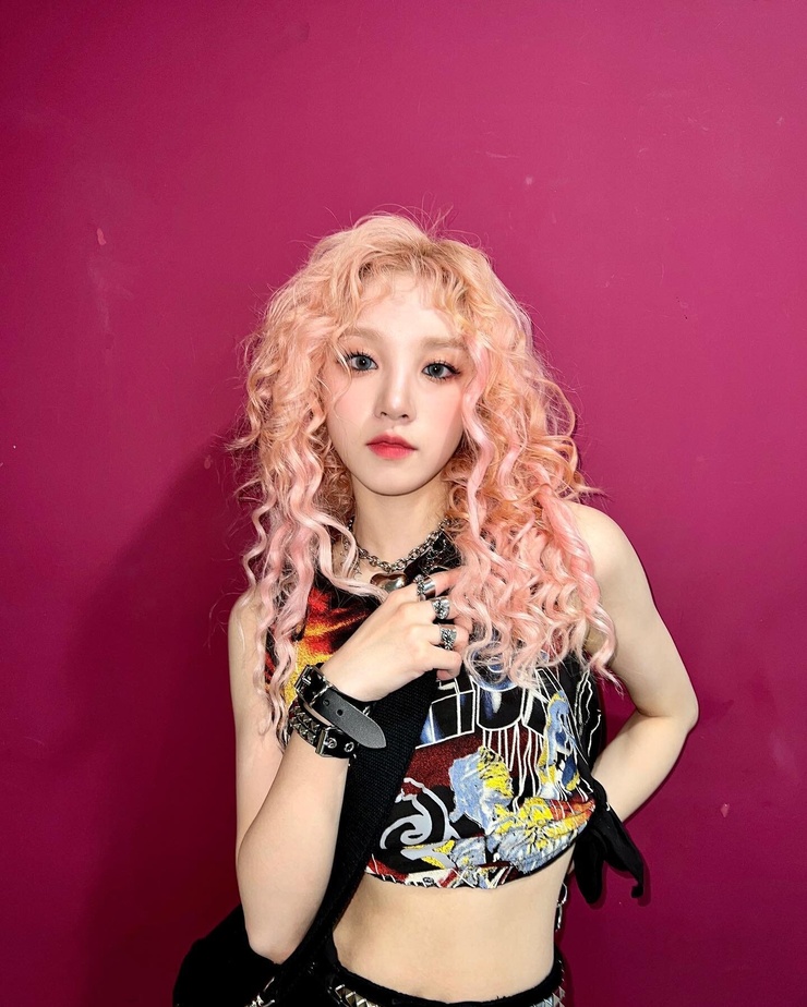 Picture of Yuqi