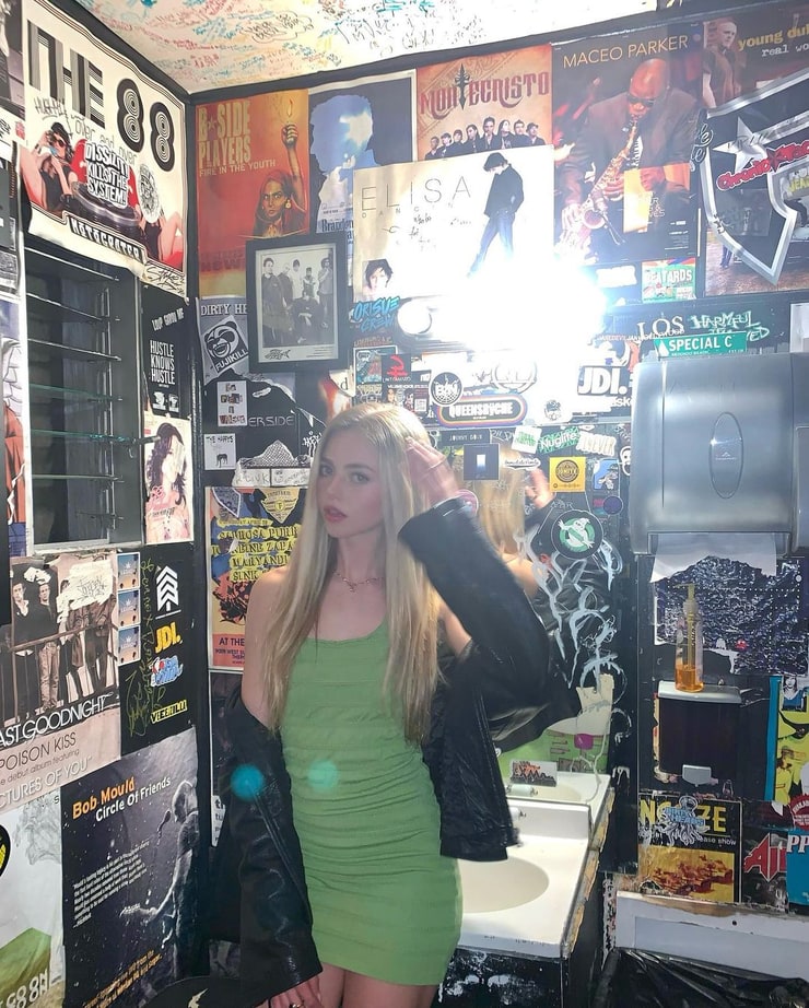 Picture of Ellie Rosinkranz