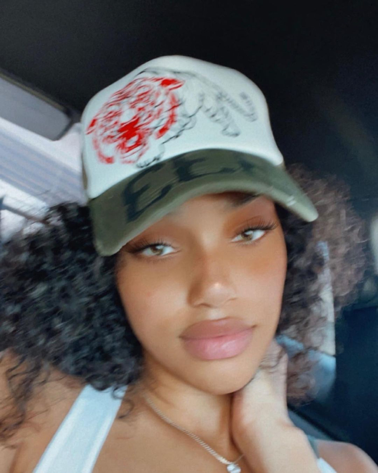 Taylor Martinez picture