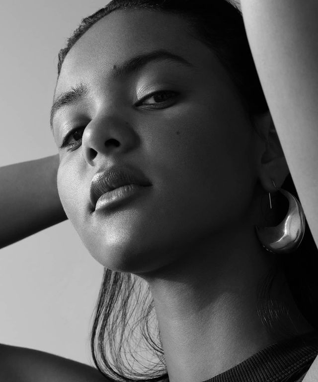 Elodie Tour image