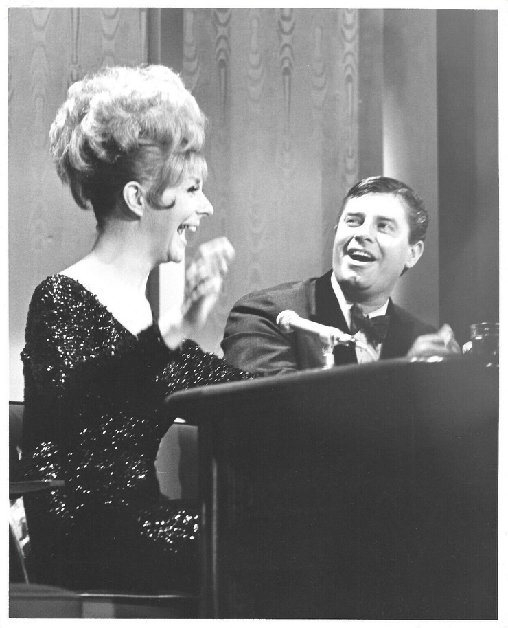 Kaye Stevens, Jerry Lewis