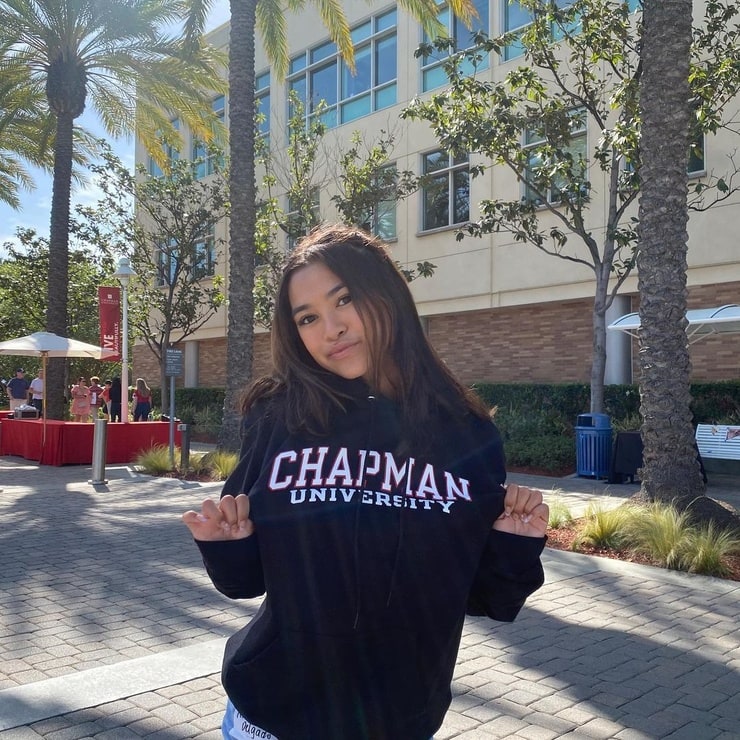Picture of Krischelle Delgado