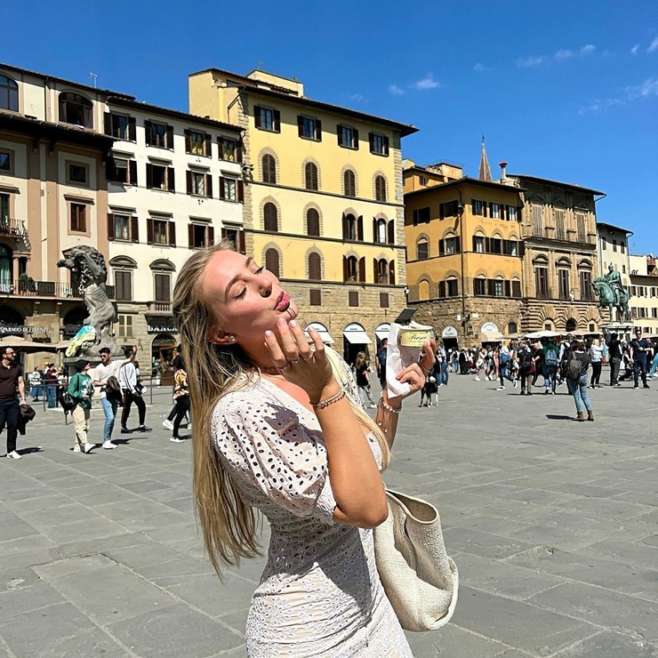 Picture of Bethany Lily April