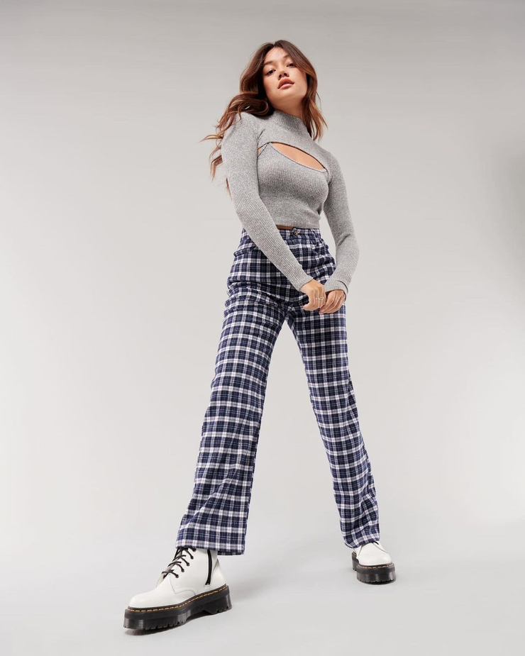 Gabrielle Current image