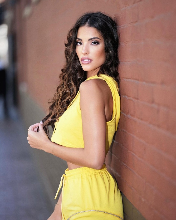 Picture of Sabrina Calvo