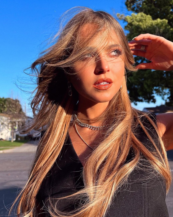 Picture of Anne Winters