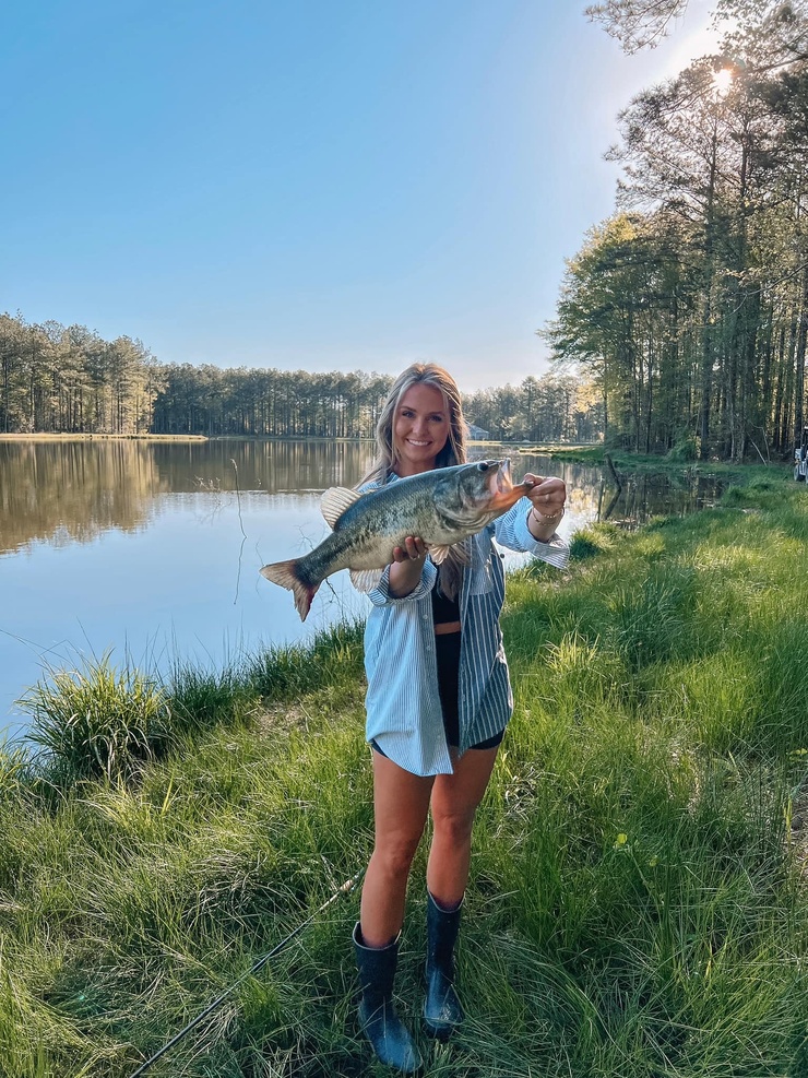 Picture of Shea Leigh Mills