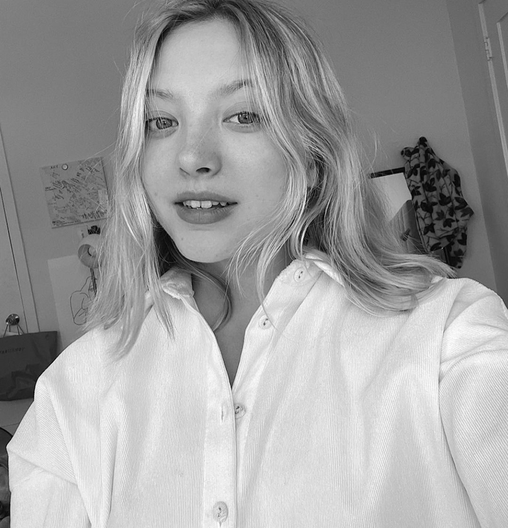 Picture of Madison Hine