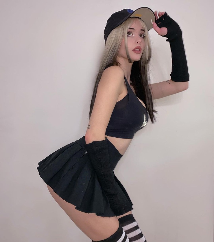 Lauren Burch Nude