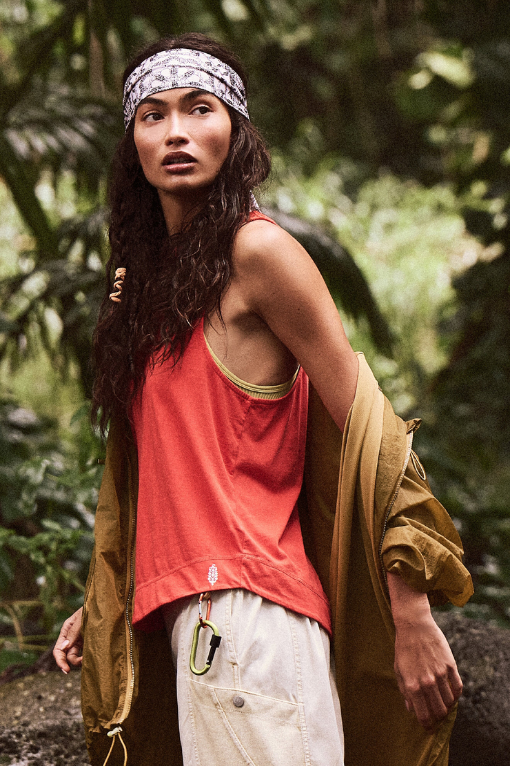 Kelly Gale image