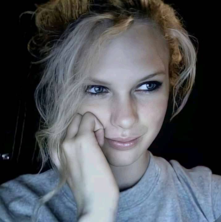 Listal - List the stuff you love! Movies, TV, music, games and books