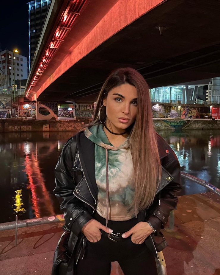 Picture of Melli Netre